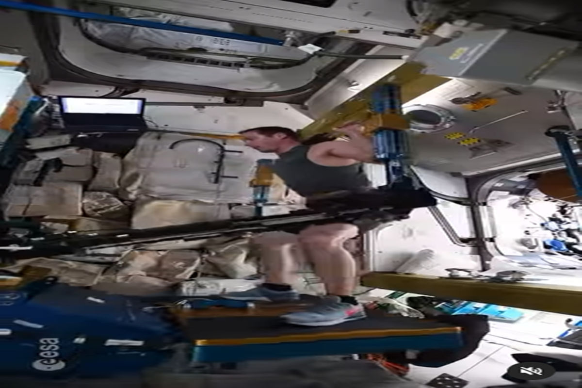 Astronaut from ISS shares ‘Space workout session’–watch the video here ...