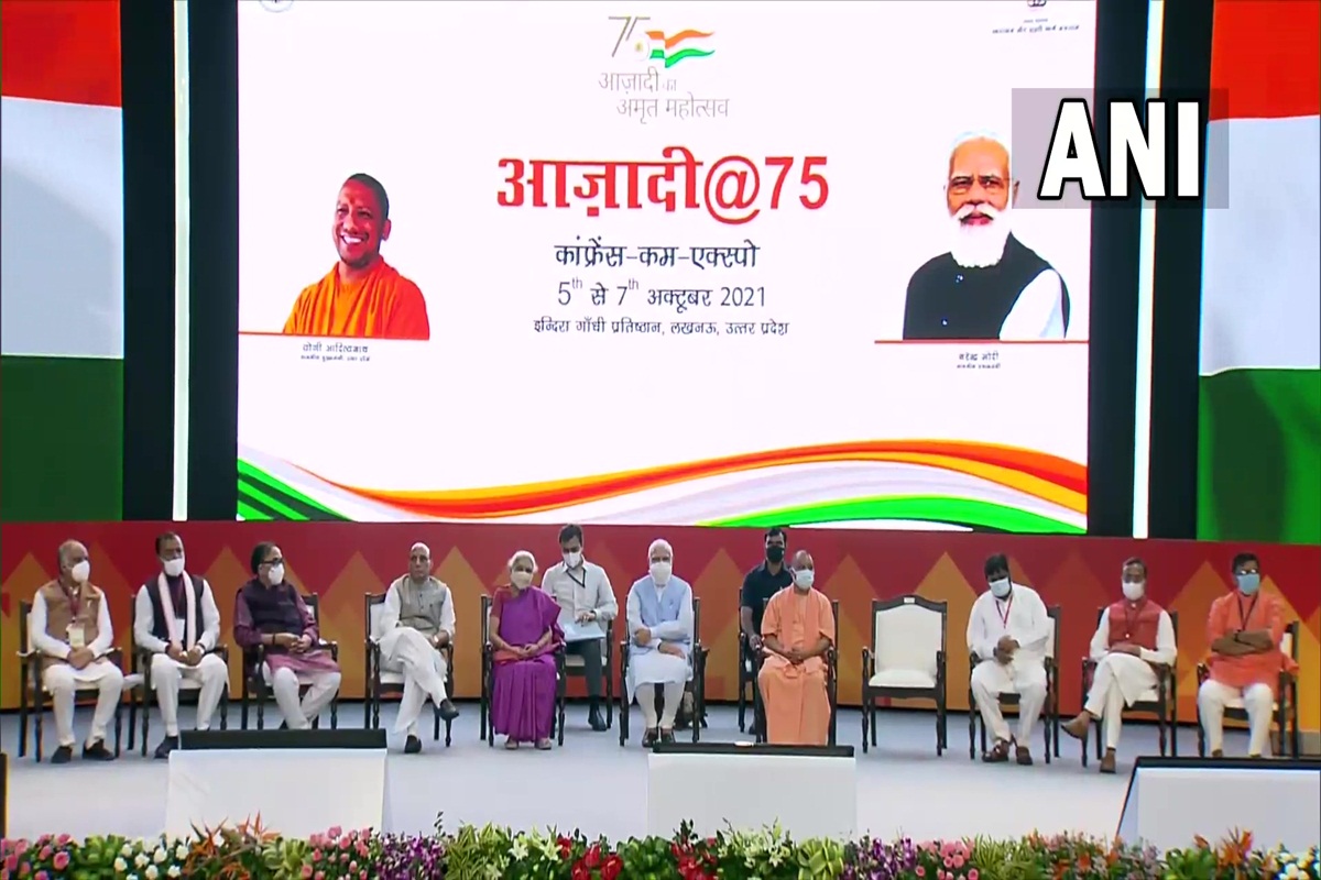 PM Modi hands over keys to 75,000 beneficiaries of central housing ...