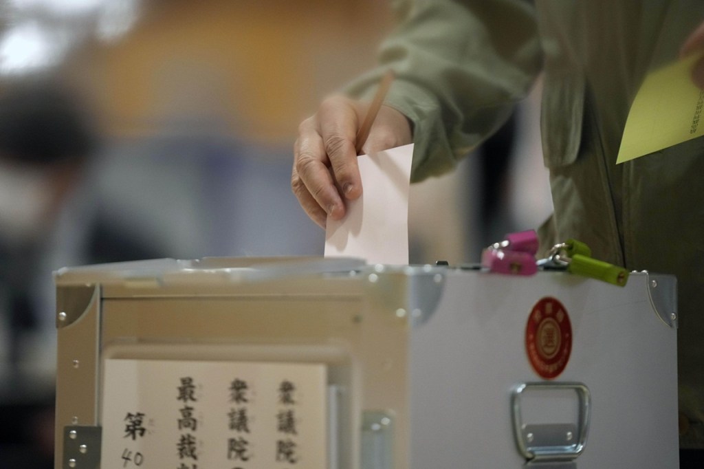 Japan votes in national election, 1st key test for Kishida - World News ...