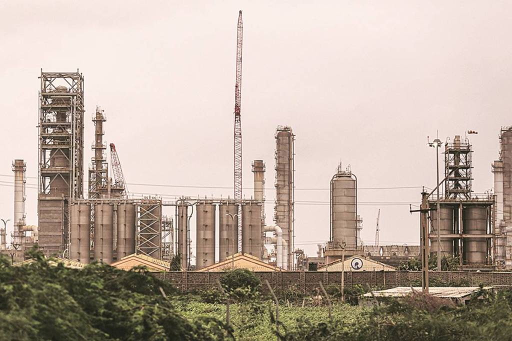 Reliance Industries Rating: buy: Quarter saw a rebound across segments ...