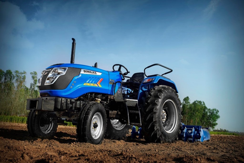 Sonalika reports 5.5% growth in October 2021 with 17,130 tractors sold ...
