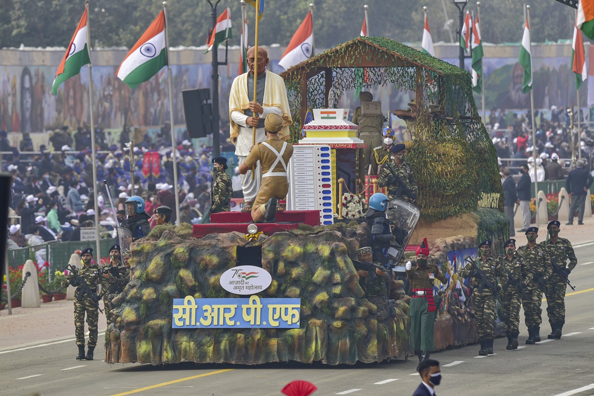 IN PHOTOS: India’s valour and splendour come alive at Rajpath during ...