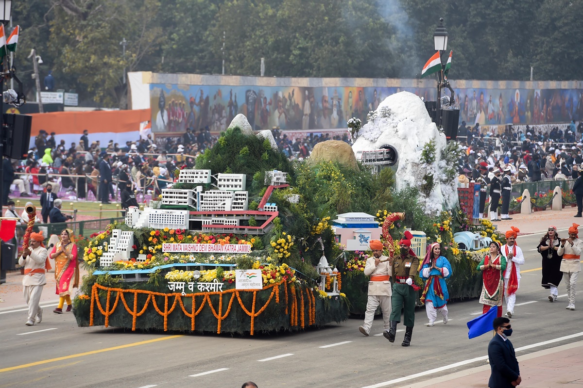 IN PHOTOS: India’s valour and splendour come alive at Rajpath during ...