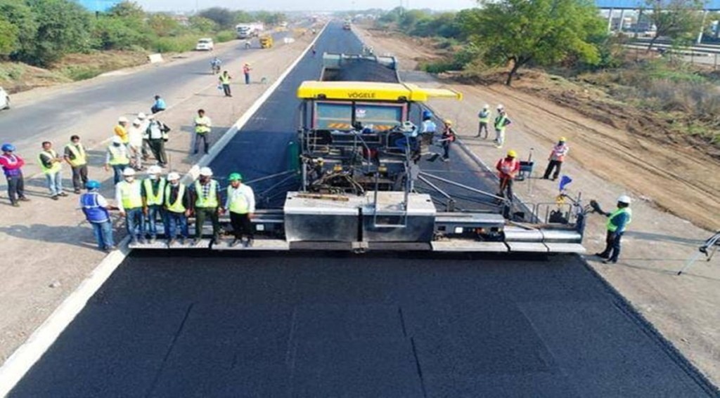 Highway construction pace to be 38 km a day over next 25 months ...