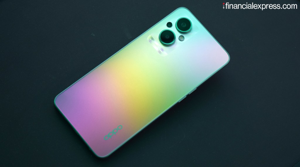 Oppo F21 Pro 5G first impressions: Lone star in a spec-driven price ...