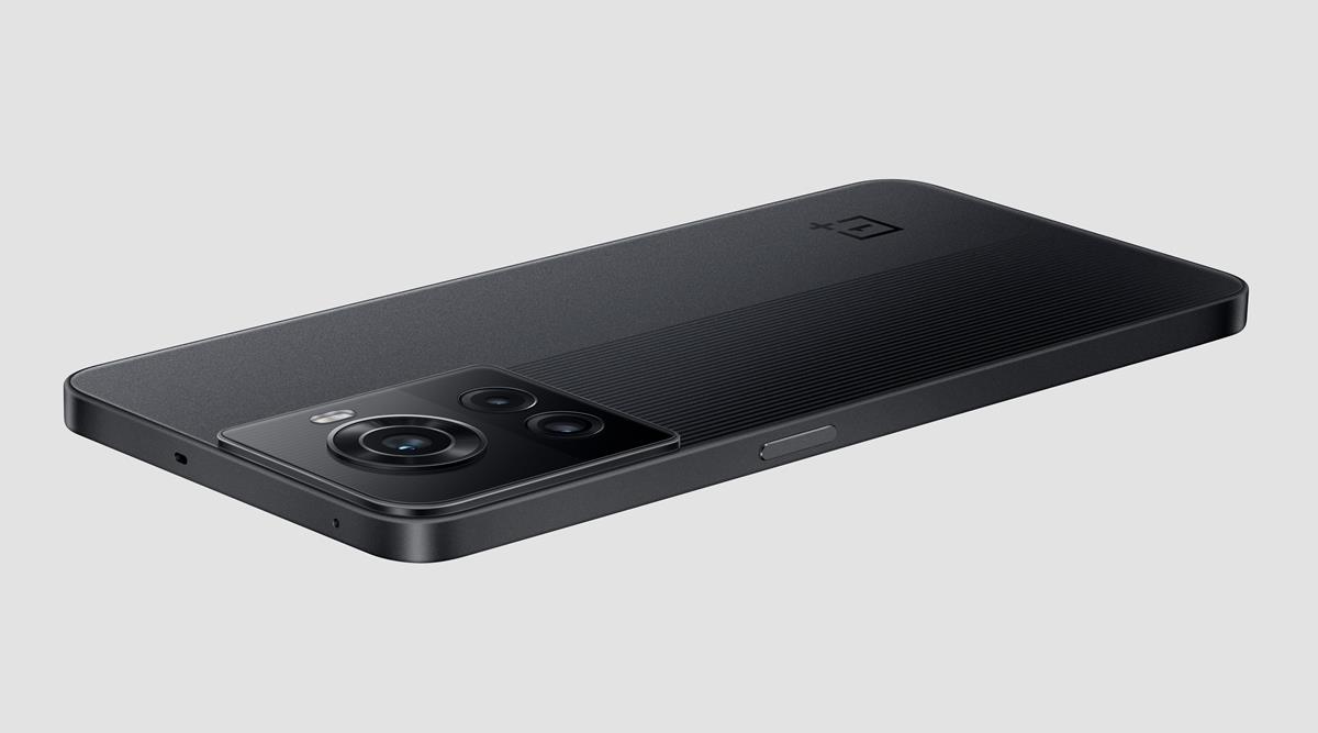 OnePlus 10R – The Phone That Stands out from the “Same Design” Crowd ...