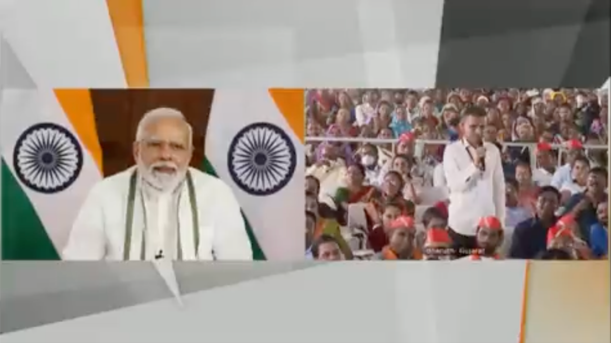 PM Modi gets emotional as visually impaired man’s daughter shares her ...