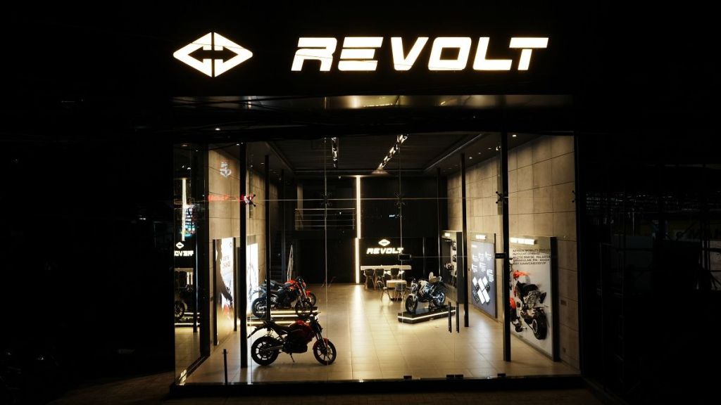 Revolt Motors opens two new dealerships in Kerala - Express Mobility ...