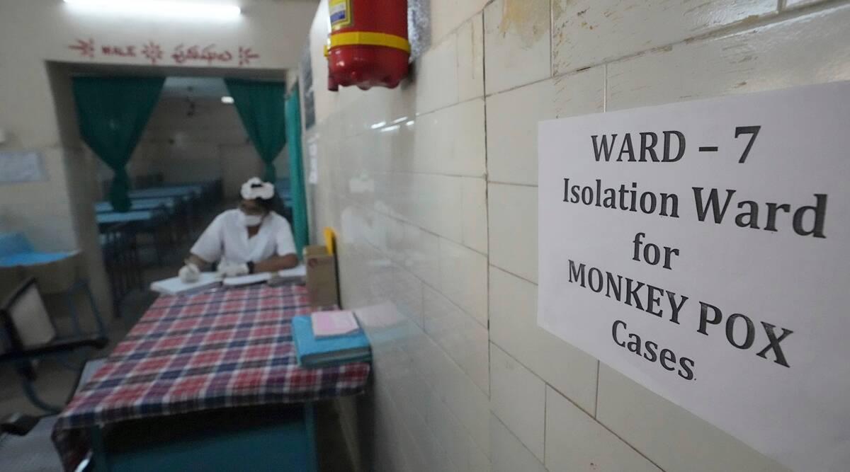 Monkeypox or Skin allergy: People rush to hospitals to check for ...