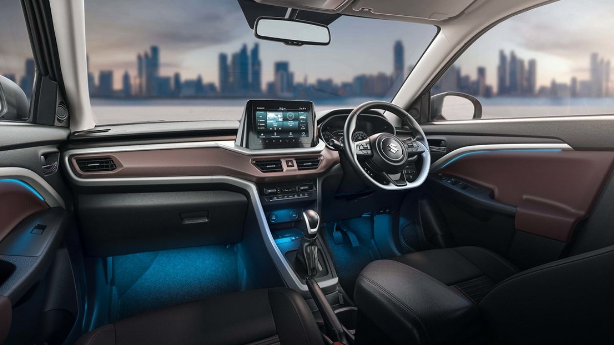 New Maruti Suzuki Brezza vs Tata Nexon comparison - Price, specs ...