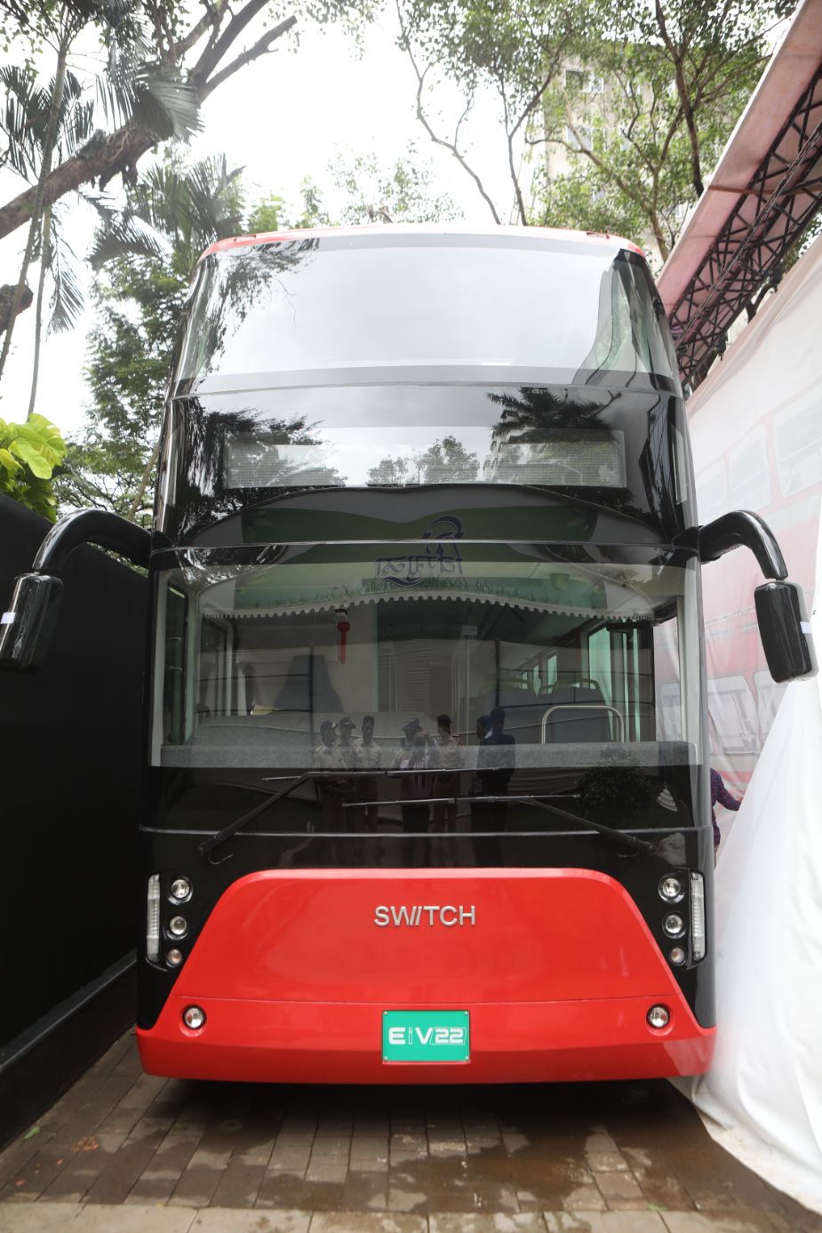 In Images: Switch EiV 22 electric double-decker bus - gallery News ...