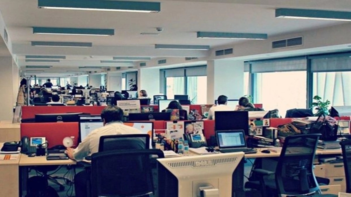 Eyes on Accenture FY23 outlook today as cost agenda is back on table ...