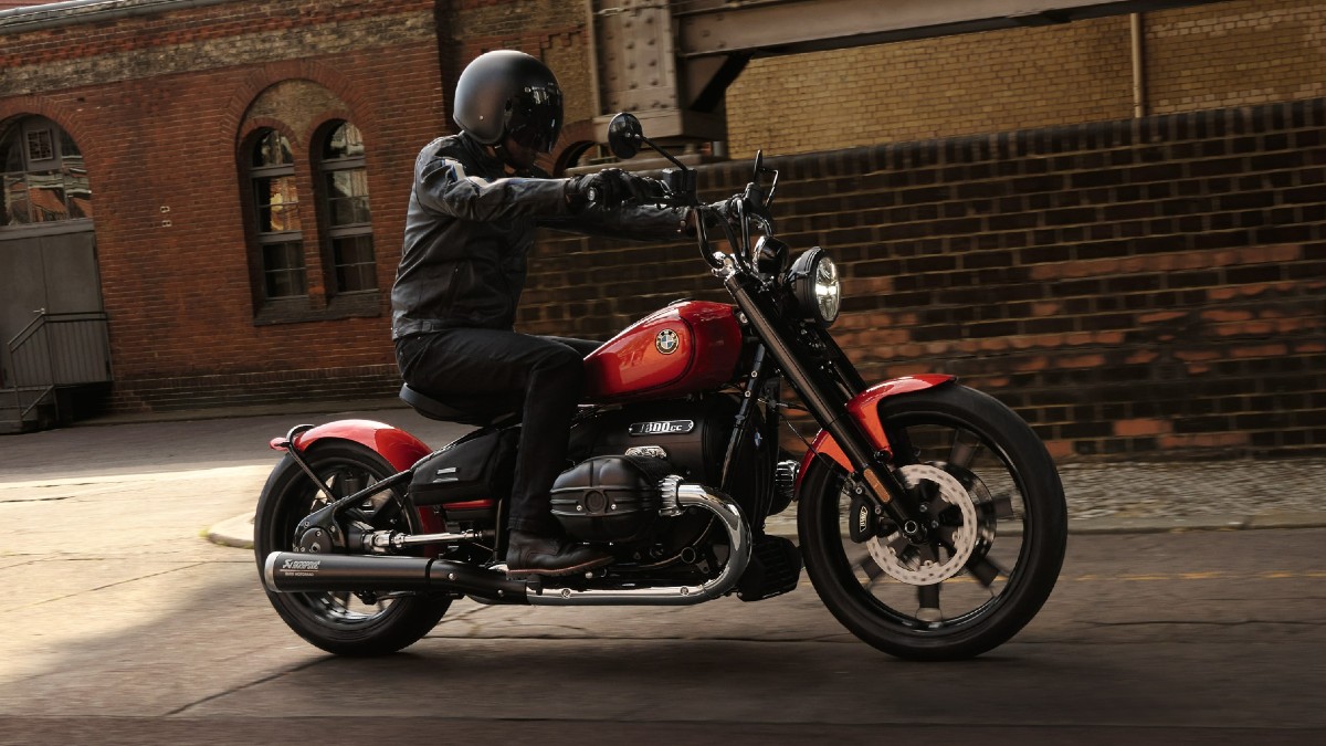 BMW R18 gets Akrapovic rear silencers - Bike News | The Financial Express