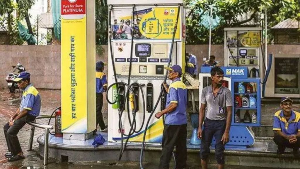 BPCL privatisation not on cards for now, says Puri - Industry News ...