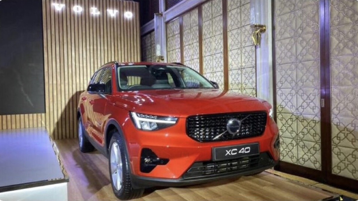 Volvo Car India targets to be all electric by 2030, launches new mild-hybrid Volvo XC40 & XC90 ...