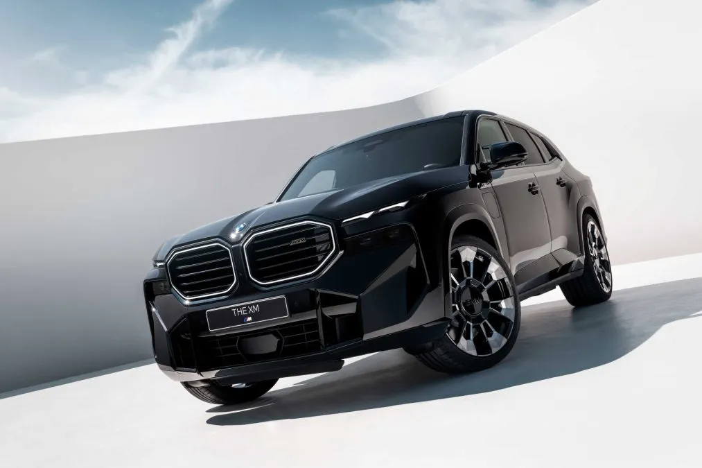 BMW reveals all-new XM Performance SUV, first hybrid new-gen M car ...