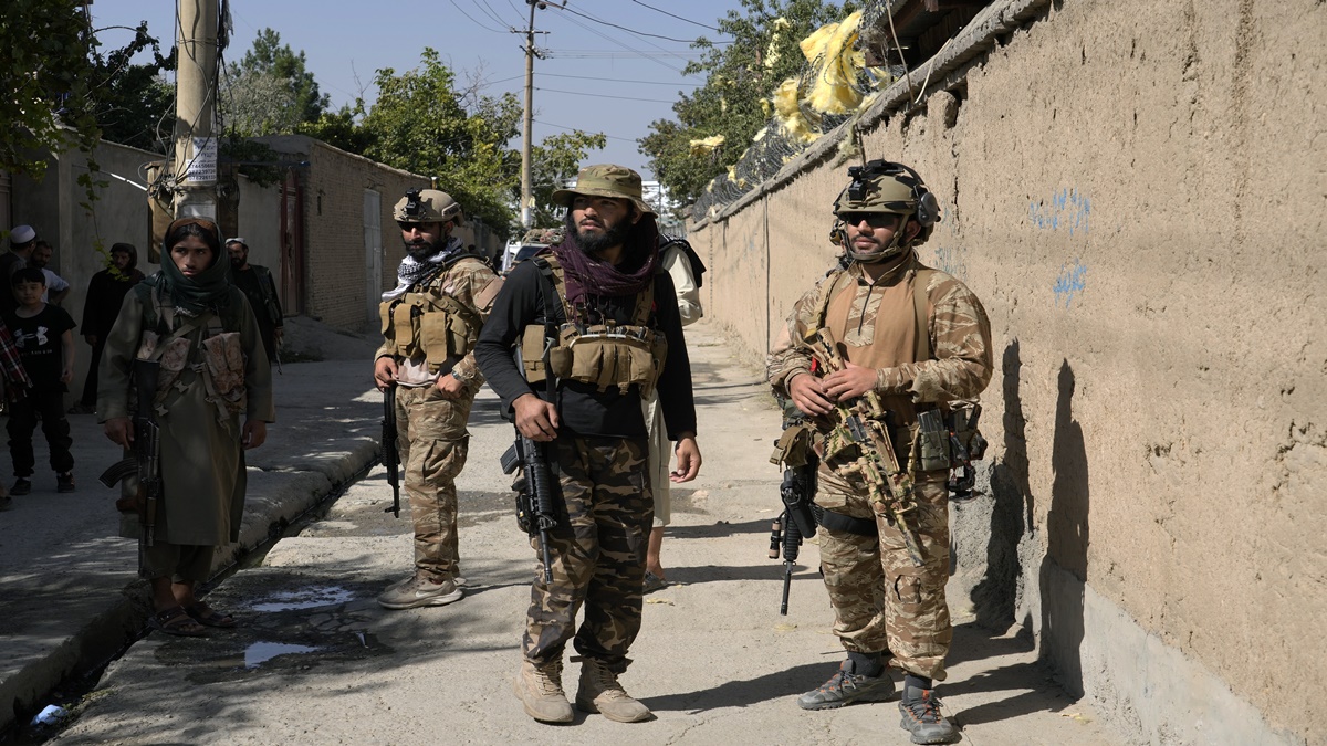 Blast hits Kabul mosque in vicinity of interior ministry, kills 2 ...