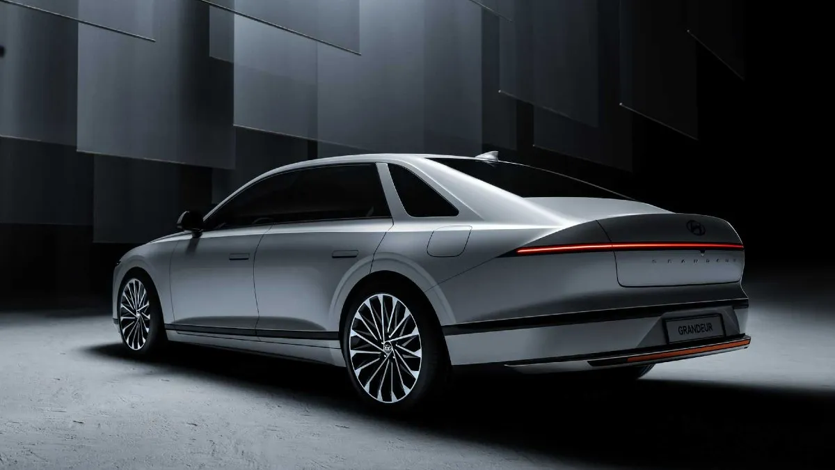 Hyundai Grandeur sedan revealed: All you need to know - Car News | The ...