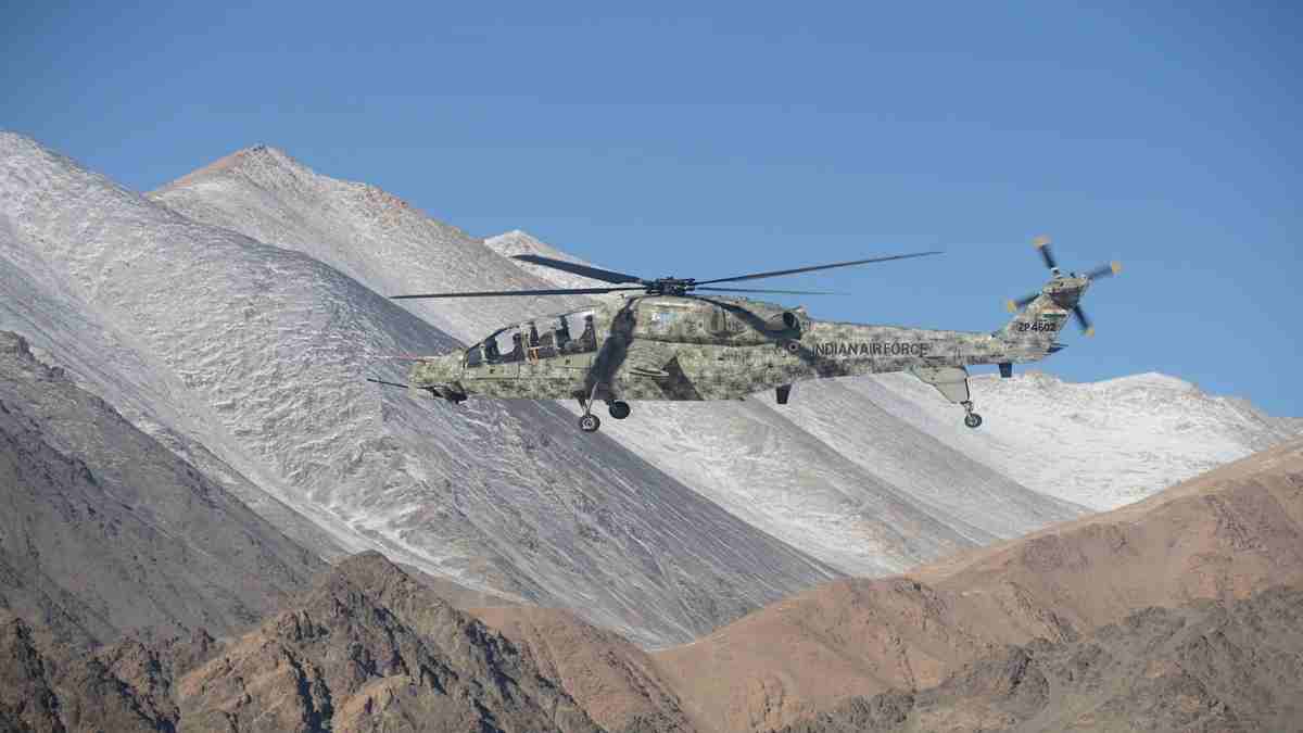 Army Chief says LCH good for high altitude; Army to procure 95 of them ...
