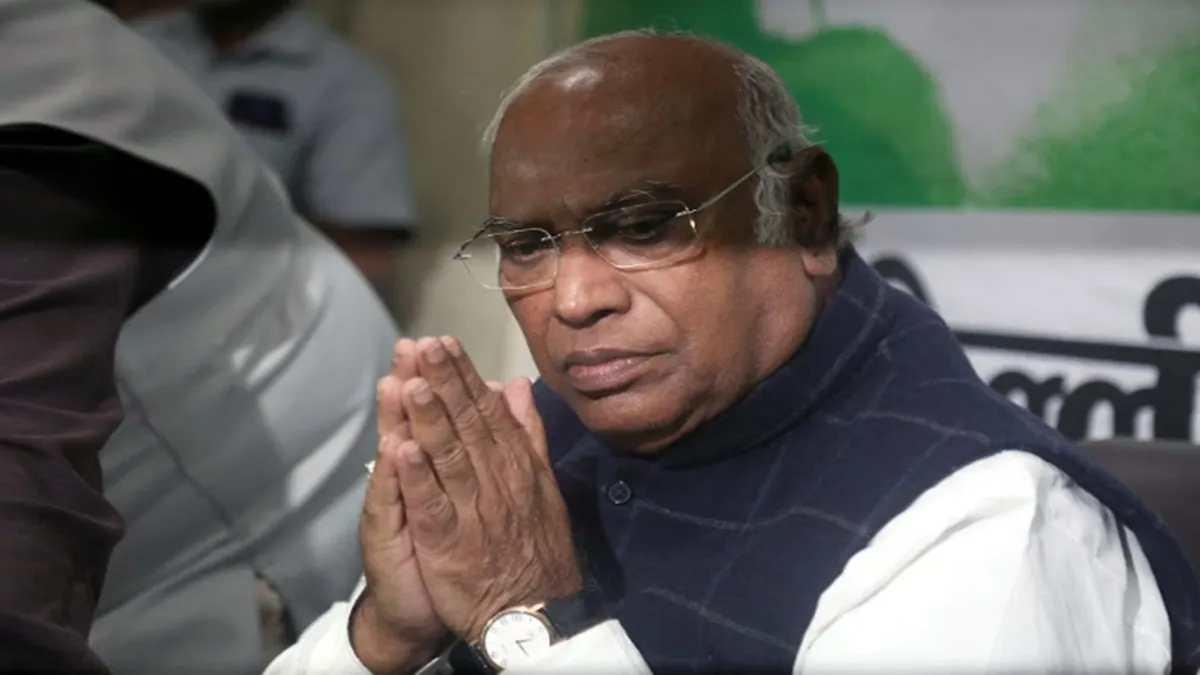Mallikarjun Kharge formally takes charge as Congress president in Delhi today - India News | The ...