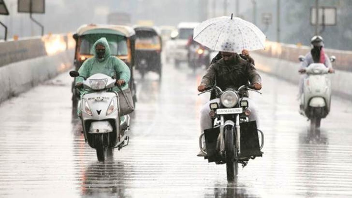 Bengaluru receive heavy rains; Monsoon all set to retreat from several ...
