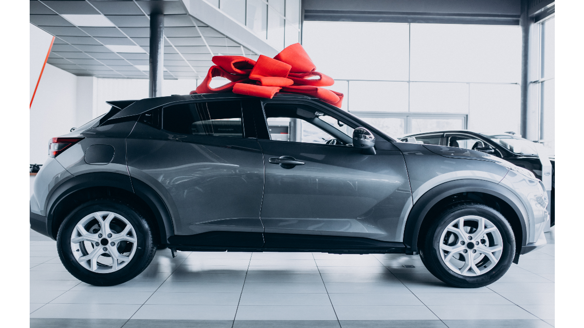 Electric focus and new launches drive Renault Group's Q3 revenue growth ...