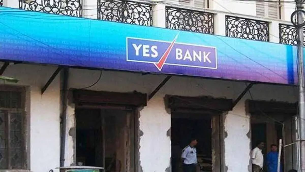 Yes Bank to go ahead with PE deal; stock hits 52-week high - Banking ...