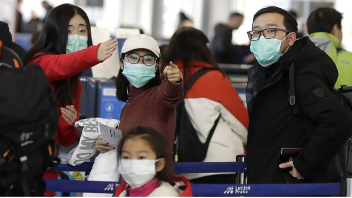 China students return home amid COVID travel spread fears - World News ...