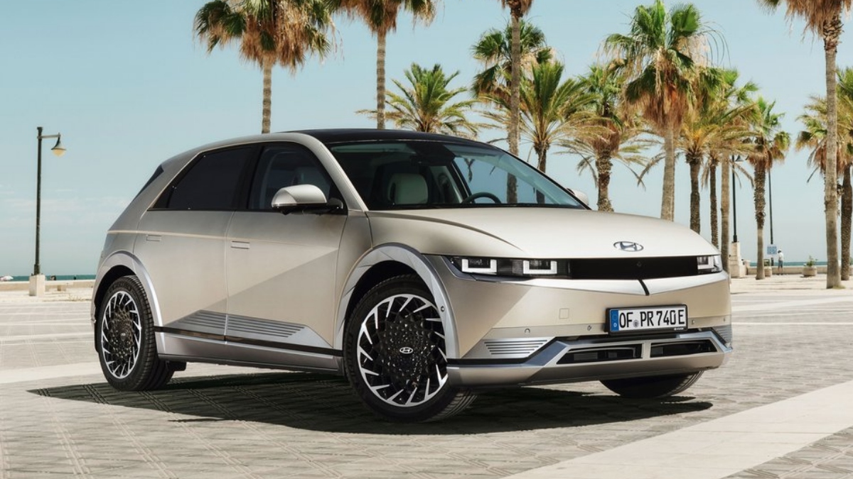 Hyundai Ioniq 5 vs Kia EV6 vs Volvo XC40 Recharge: Price, range, features - Electric Vehicles ...