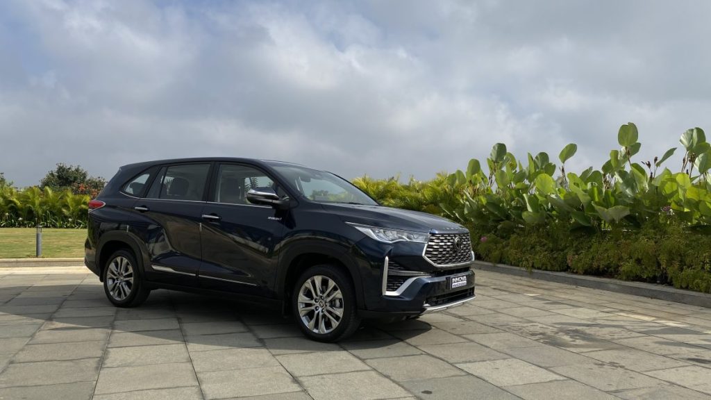 Toyota Innova HyCross; Key features explained - Car News | The ...