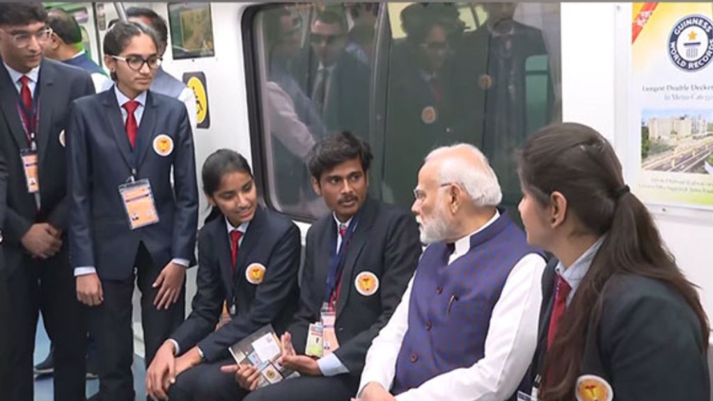 PM Modi inaugurates Phase-I of Nagpur Metro rail project, takes train ...