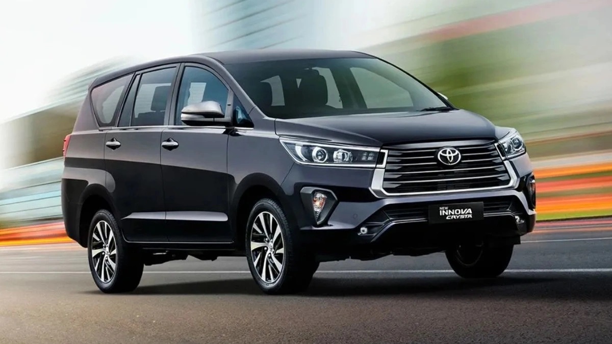 MPVs with biggest boot space under Rs 20 lakh: Innova HyCross to Kia ...