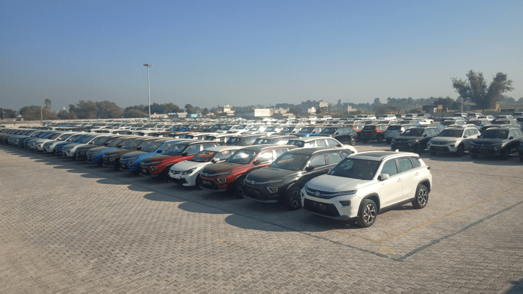 Toyota Kirloskar Motor’s first regional stockyard in north India comes ...