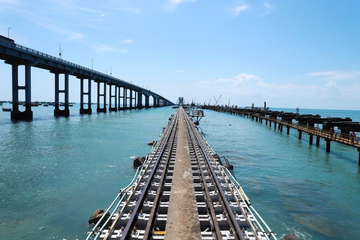 Indian Railways’ engineering marvel! See stunning PHOTOS of Pamban ...