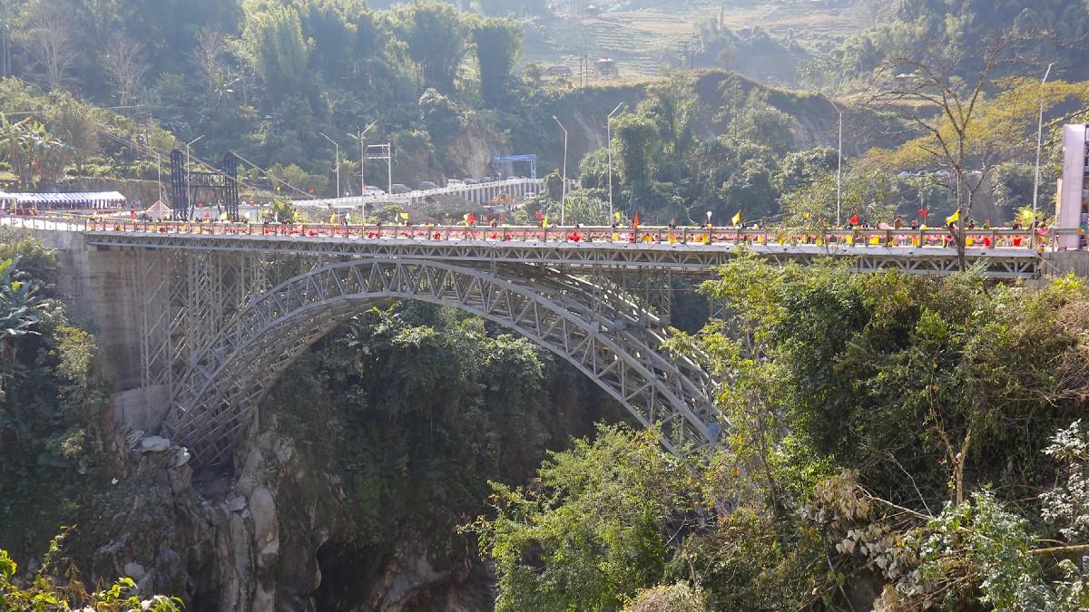 "BRO is the nation’s bro (brother)" says Rajnath Singh; 28 projects ...