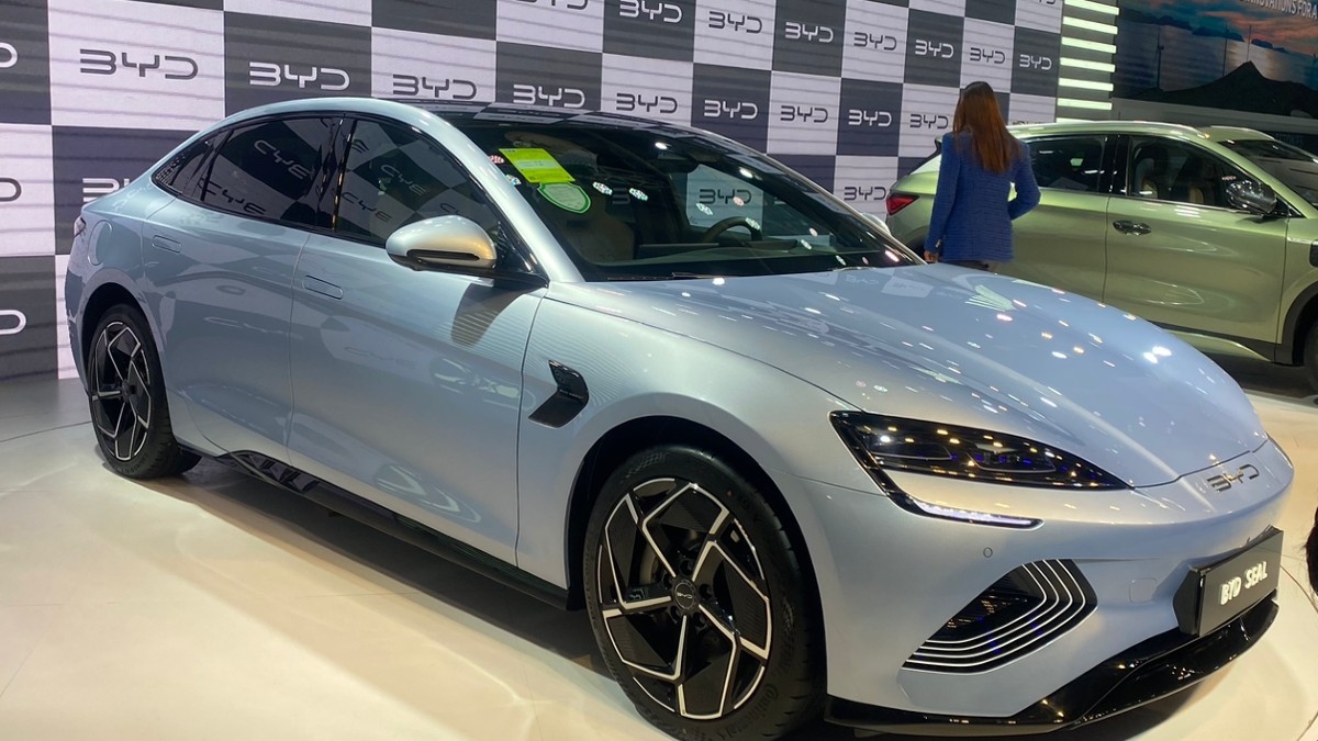 Auto Expo 2023: BYD India unveils its electric sedan Seal - Auto Expo 2023 News | The Financial ...
