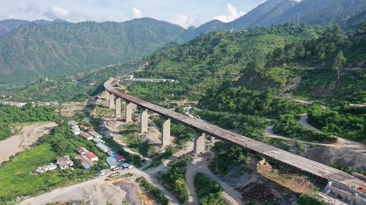 USBRL rail project connecting Kashmir to rest of India completed 90 per ...