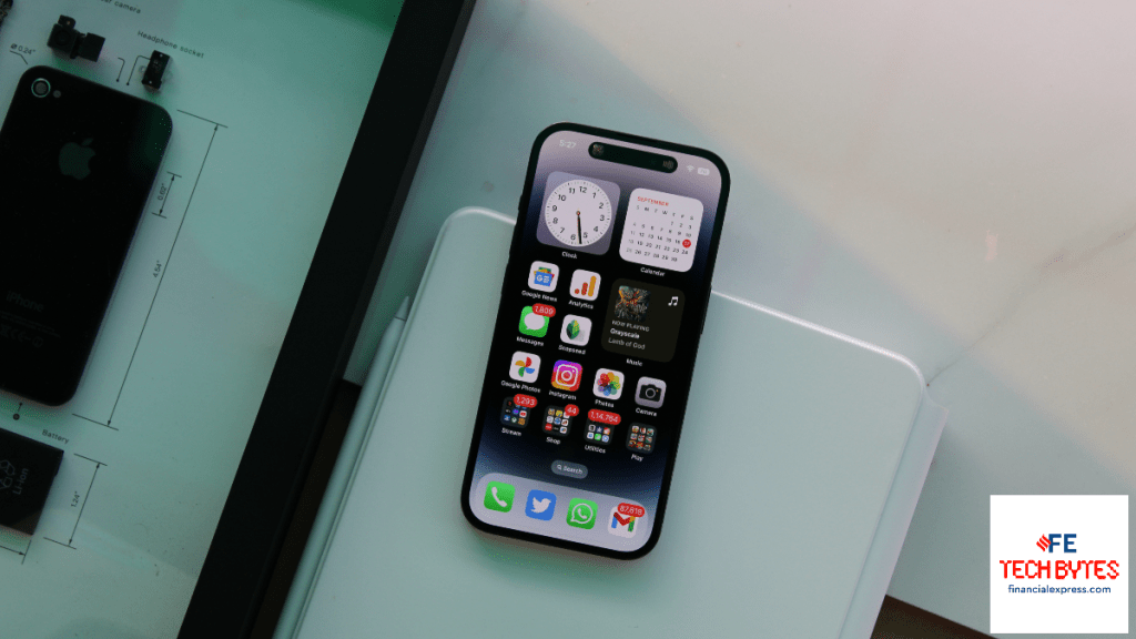 Apple confirms some iPhone 14 Pro displays prone to this issue, fix in ...