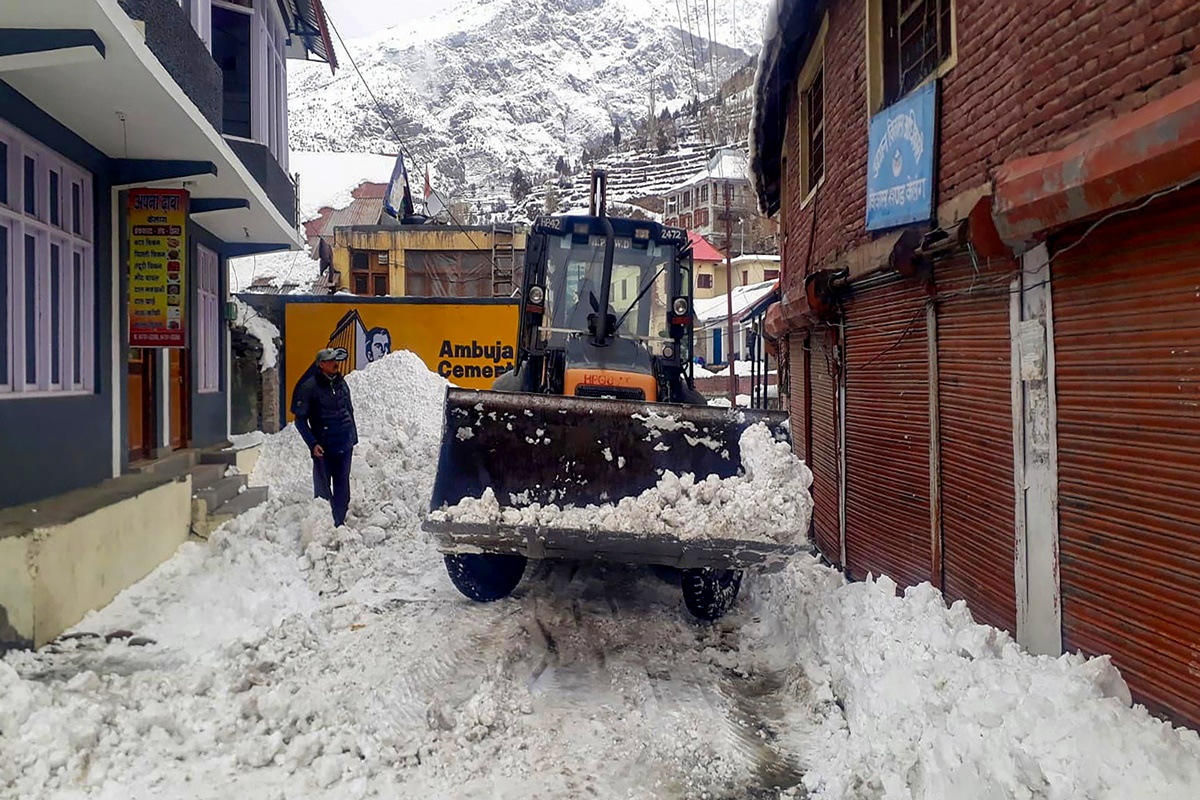 In Pictures | Himachal’s Lahaul and Spiti receive fresh spell of snow - Lifestyle gallery News ...