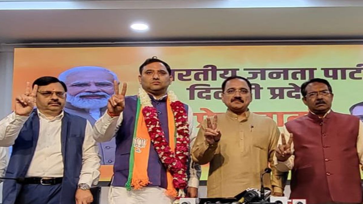 AAP councillor Pawan Sehrawat joins BJP ahead of Standing Committee ...