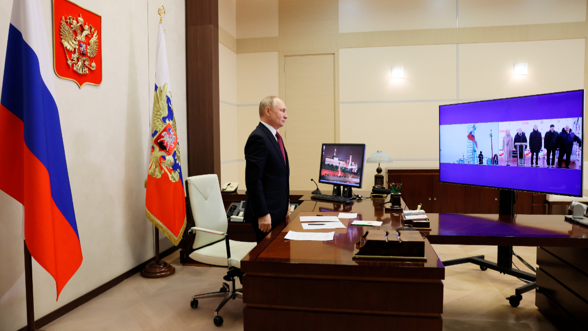 Who controls Russian nuclear arsenal? After Putin’s nuclear warning to ...