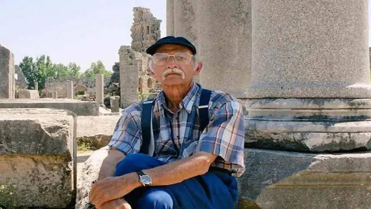 Meet Mukarram Jah, the eighth Nizam of Hyderabad who owned 6 palaces and had a net worth of Rs ...