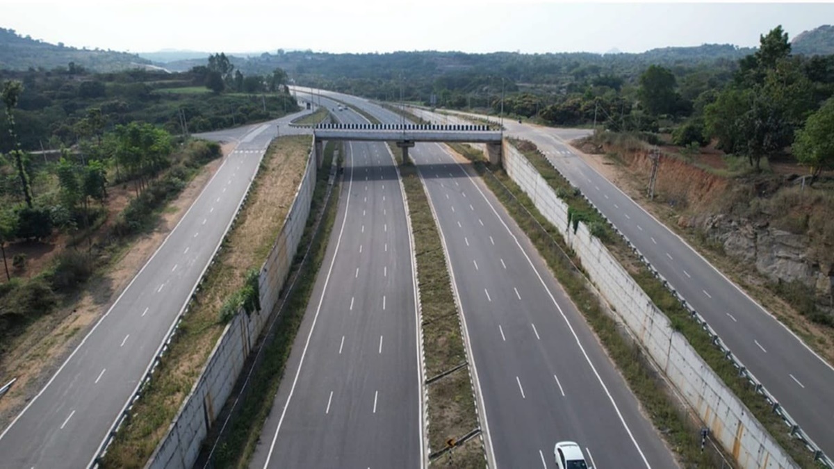 PM Modi inaugurates Bengaluru-Mysuru Expressway, lays foundation stone ...