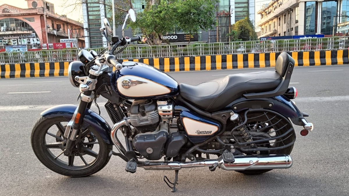 Royal Enfield Super Meteor 650 gets first price hike: New vs old price ...