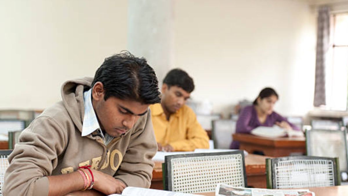 Sarkari Naukri 2023: CCI notifies 17 vacancies on deputation basis for ...