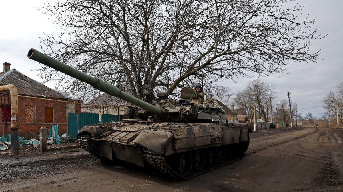 Ukraine crisis may trigger direct military clash between nuclear powers ...