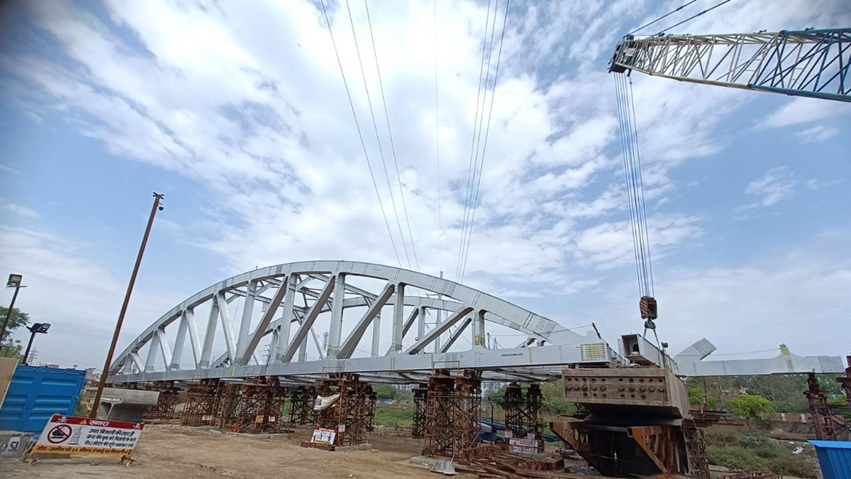 Delhi-Meerut-Ghaziabad RRTS Corridor: NCRTC begins installation of six ...