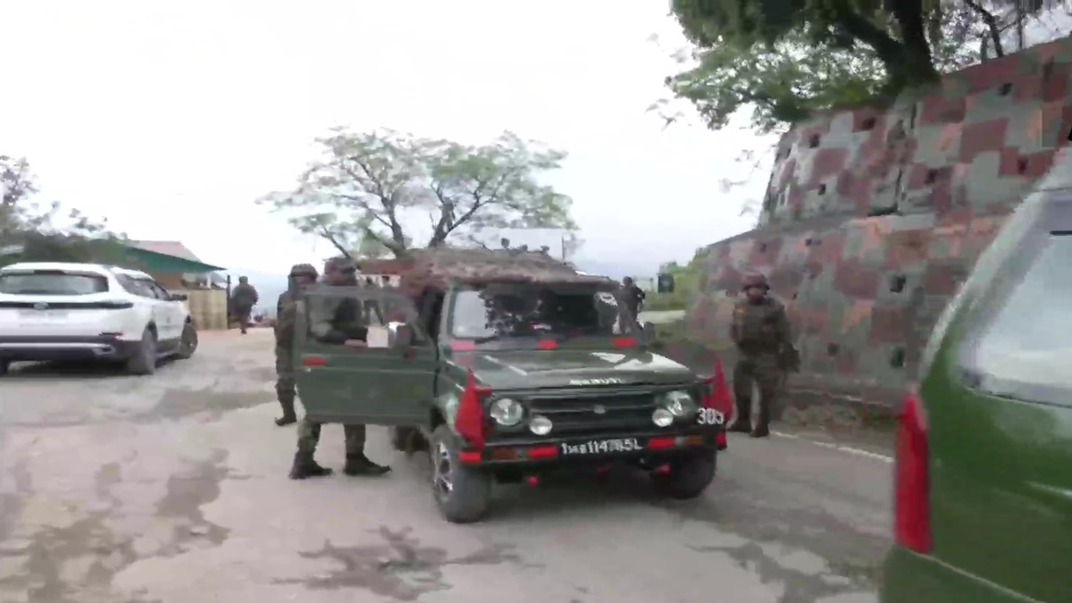 Poonch attack: Cordon-and-search operation enters day 2, top officials visit site - Defence News ...