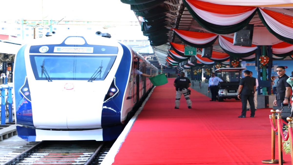 Chennai-Coimbatore Vande Bharat Express touches speed of 130 kmph – Details Inside - Railways ...