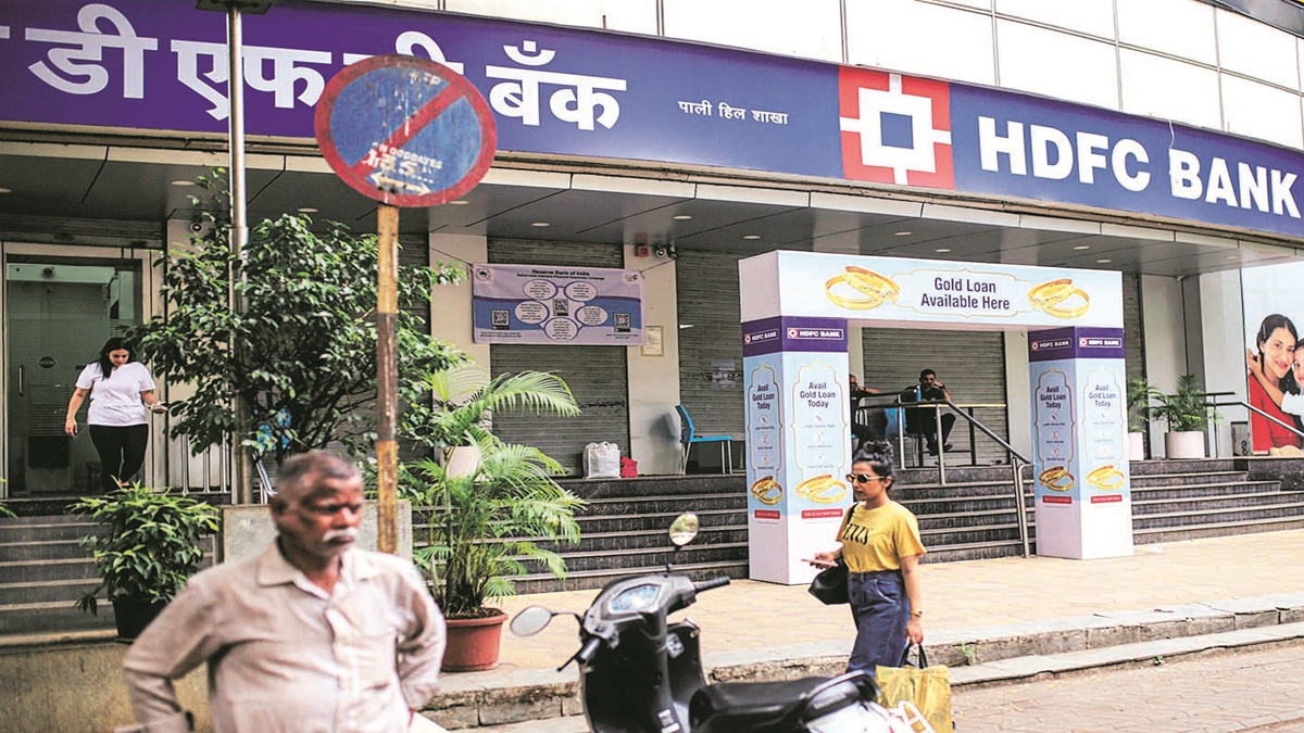 Rating: buy; HDFC Bank’s focus shifts to deposits - Market News | The ...